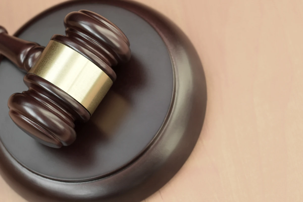 Le droit à un procès équitable : pilier fondamental de la justice ...